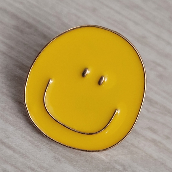 Source Unknown | Other | Smiley Face Enamel Pin | Poshmark